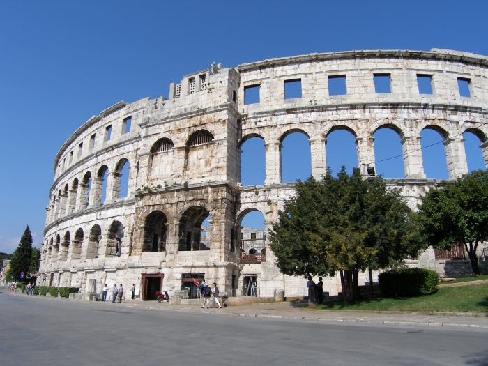 Paket 6/ Zadar – Lovran – Pula - Plitvice | Fly & Drive Zadar - Bora Tours